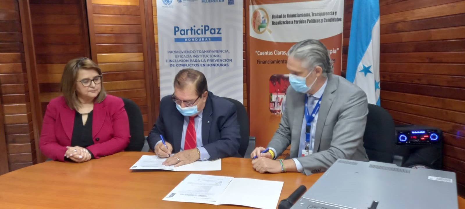 La Unidad de Política Limpia recibe donación de dos servidores por ...